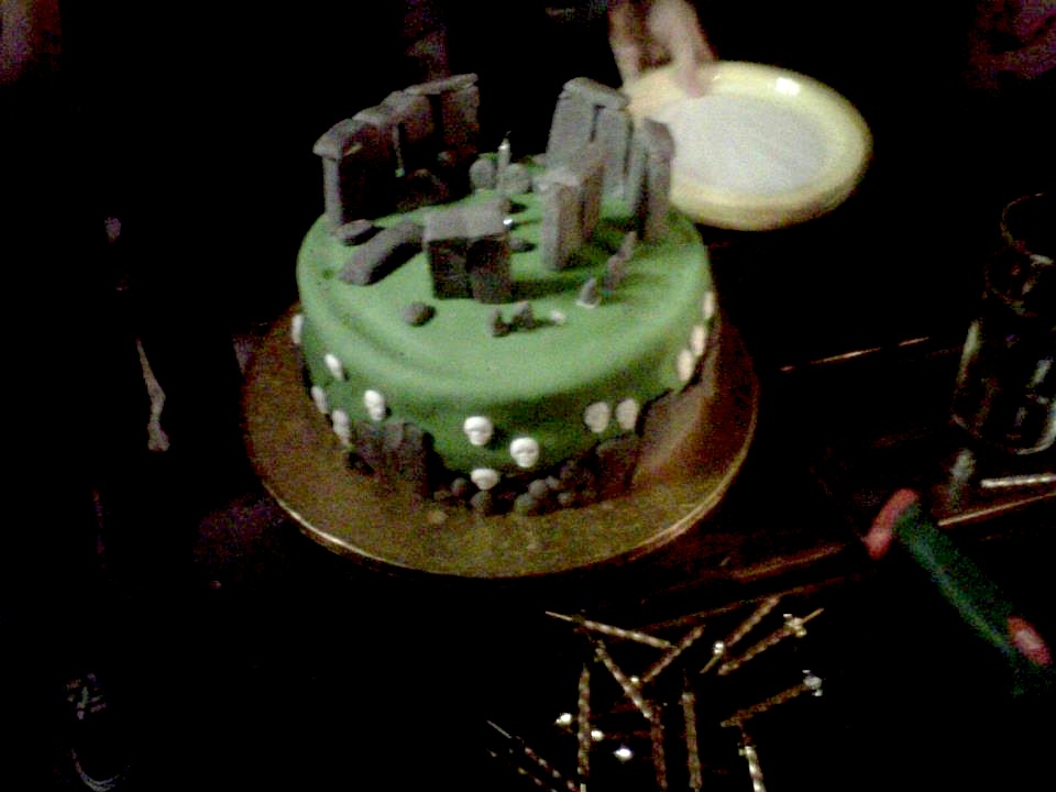 Stonehenge cake | CLONEHENGE